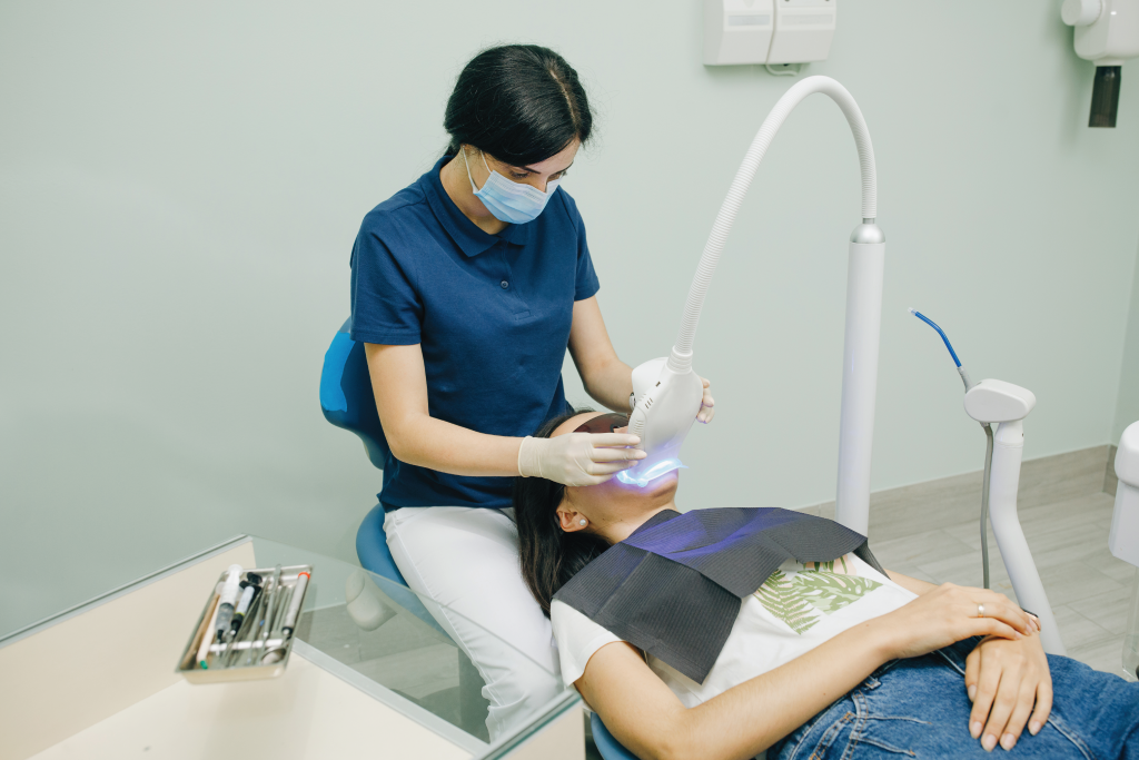 Teeth Whitening services | Healthway Dental Clinics